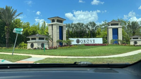 The Grove Resort and Water Park (Orlando) First Time Review - Dis & Hers